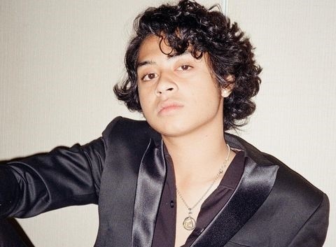 Biodata & Fakta Menarik Bastian Steel: Aktor dan Penyanyi Muda asal ...