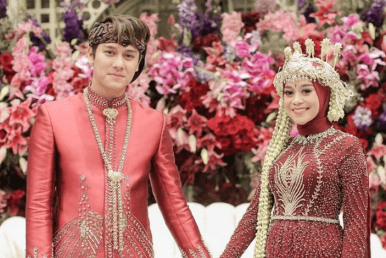 Deretan Pernikahan Artis - Artis Indonesia Yang Menelan Biaya Super ...